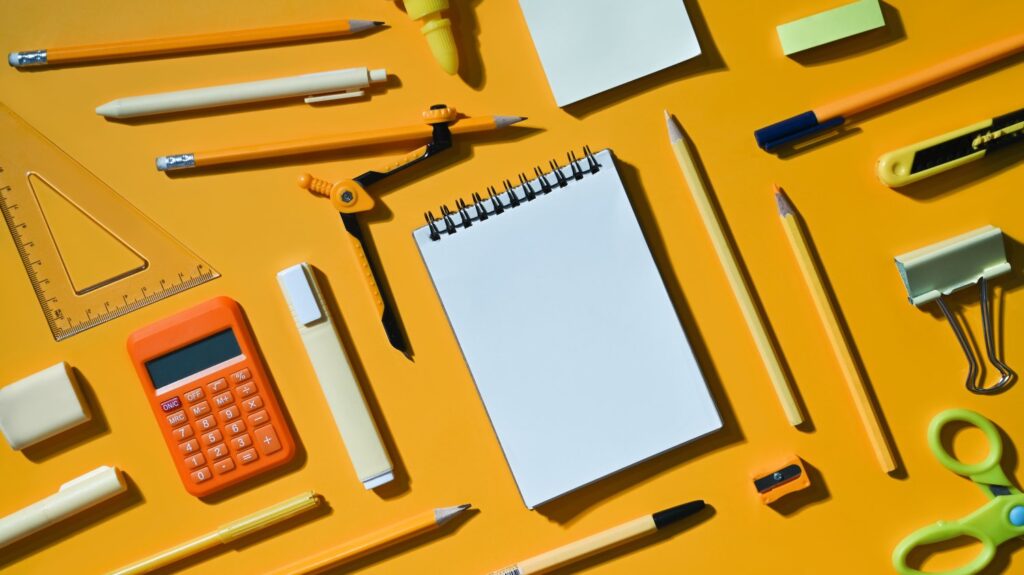College Supplies List– A Guide - EDUCATE TREE